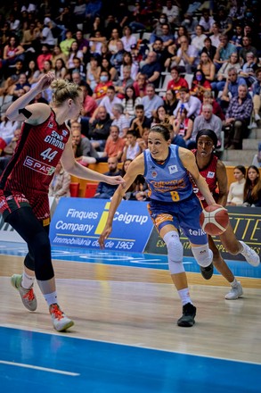 Spar Girona v Valencia Basket, Spanish Women's Basketball League ...