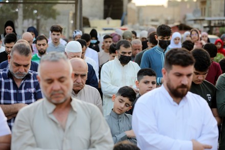 Iraqi Sunni Muslims Perform Eid Alfitr Editorial Stock Photo - Stock ...