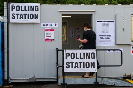 Voter Arrives Portable Polling Station Haringey Editorial Stock Photo ...