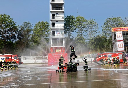Members Myanmar Fire Services Department Drive Editorial Stock Photo ...