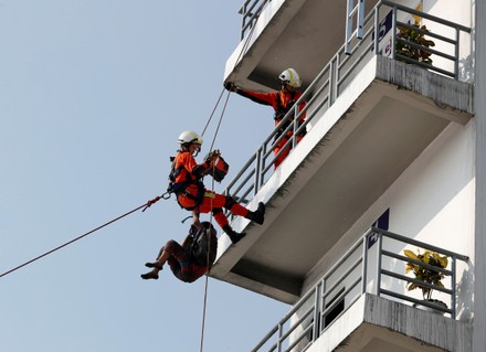 Members Myanmar Fire Service Department Perform Editorial Stock Photo ...