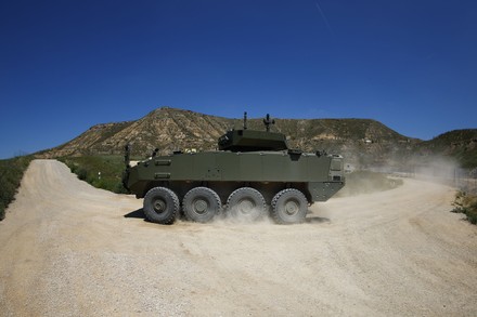 Demonstration Spanish Defense company Escribano Mechanical and ...