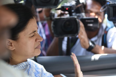 __COUNT__ MP Navneet Rana And Husband MLA Ravi Rana Released On Bail ...
