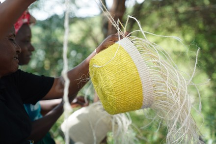 Woman Weaves Basket Katangi Village Machakos Editorial Stock Photo ...