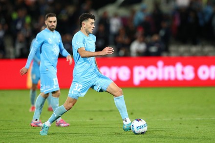Patrick Yazbek Sydney Fc Controls Ball Editorial Stock Photo - Stock ...
