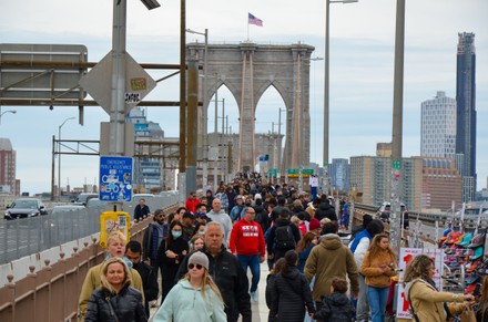 500 Crowded bridge Stock Pictures, Editorial Images and Stock Photos ...