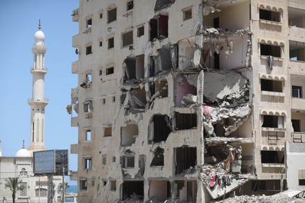 __COUNT__ imágenes de A general veiw show Hanadi Tower which was hit by ...