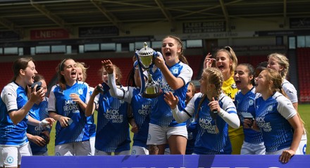 imágenes de EFL/CEFA Finals 2022, Football, Keepmoat Stadium, Doncaster ...