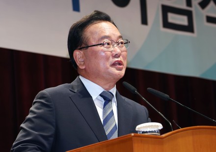 Outgoing Prime Minister Kim Bookyum Speaks Editorial Stock Photo ...