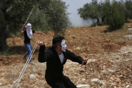 Clashes Between Palestinian Protesters Isareli Forces Editorial Stock ...