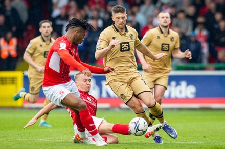 Swindon Town Midfielder Louis Reed 25 Editorial Stock Photo - Stock ...