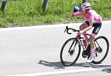 Giro d'Italia - 9th stage, Blockhaus, Italy - 15 May 2022 Stock ...