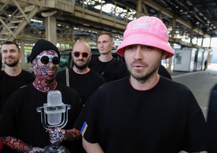 Ukrainians Meet Members Ukrainian Band Kalush Editorial Stock Photo ...