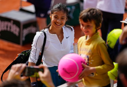 Great Britains Emma Raducanu Practice Session Editorial Stock Photo ...