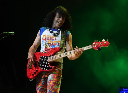 Quiet Riot perform during The Live To Rock Tour at The Pompano Beach ...