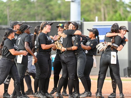 Ucf Celebrates After Winning Ncaa Orlando Editorial Stock Photo - Stock ...