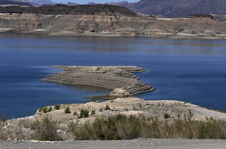 Growing Bathtub Ring Around Lake Mead Editorial Stock Photo - Stock ...