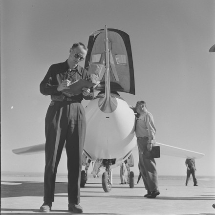 12 Muroc air base Stock Pictures, Editorial Images and Stock Photos ...