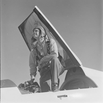 12 Muroc air base Stock Pictures, Editorial Images and Stock Photos ...
