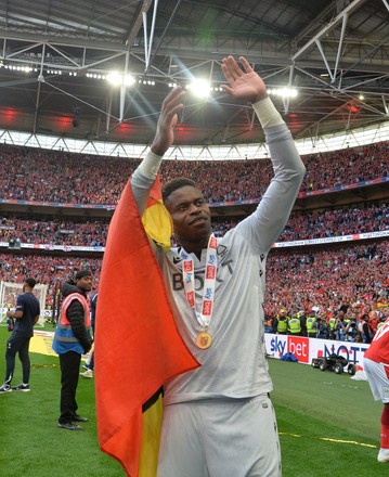 Brice Samba Goalkeeper Nottingham Forest Celebrates Editorial Stock ...
