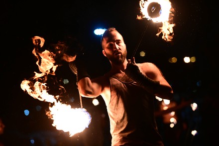 People Perform During Meeting Israeli Circus Editorial Stock Photo ...