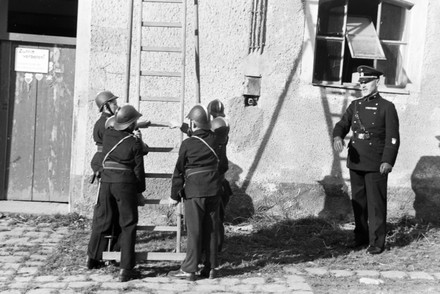 Group Junior Firefighters Preparing Ladder Under Editorial Stock Photo ...