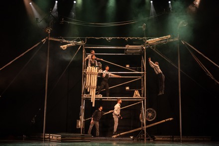 Frenchcanadian Circus Company Machine De Cirque Editorial Stock Photo ...