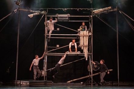 Frenchcanadian Circus Company Machine De Cirque Editorial Stock Photo ...