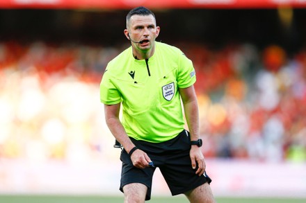 3,000 Michael oliver Stock Pictures, Editorial Images and Stock Photos ...