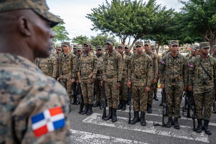 500 Dominican military Stock Pictures, Editorial Images and Stock ...