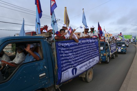 Supporters Candlelight Party Ride On Trucks Editorial Stock Photo ...