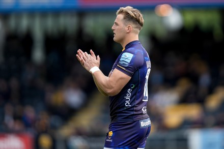 Kyle Hatherell Worcester Warriors Celebrates Teammates Editorial Stock ...