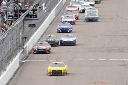 36 Nascar Drivers Cross Starting Line Editorial Stock Photo - Stock ...