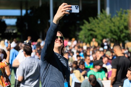 Attendees Wwdc22 Worldwide Developers Conference Apple Editorial Stock ...