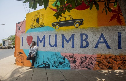 People Walk Past Love Mumbai Graffiti Editorial Stock Photo - Stock ...