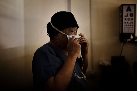 Dr Sanduk Ruit Prepares Conduct Cataract Editorial Stock Photo - Stock ...