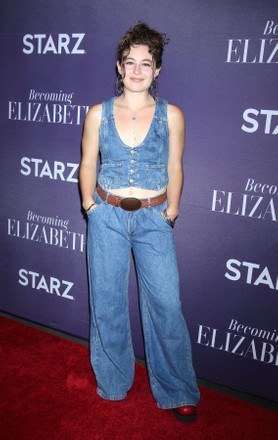 __COUNT__ imágenes de 'Becoming Elizabeth' premiere screening, New York ...