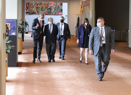 Secretarygeneral Antonio Guterres Along Earle Courtenay Editorial Stock ...