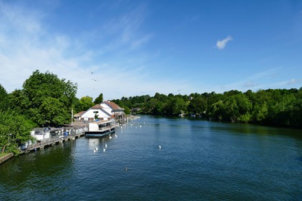 Seasonal weather, Town Centre, Reading, UK - 09 Jun 2022 Stock Pictures ...