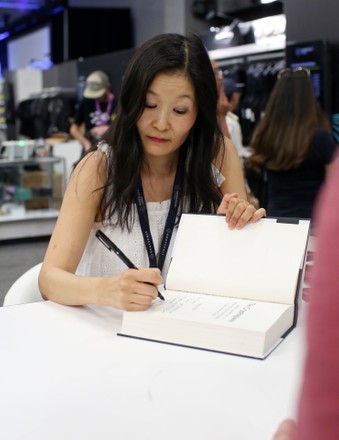 Laura Shin Author Host Unchained Podcast Editorial Stock Photo - Stock ...