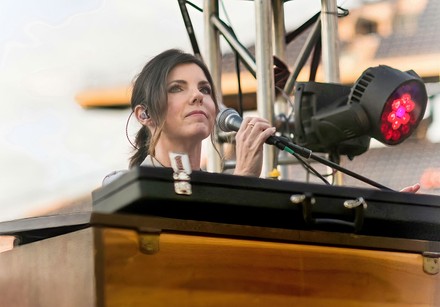 7 Bonnie avett rini Stock Pictures, Editorial Images and Stock Photos ...