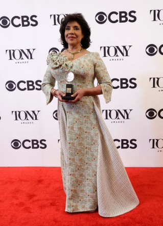 Phylicia Rashad Holds Her Tony Award Editorial Stock Photo - Stock ...