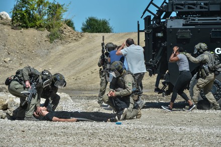 Demonstrations National Gendarmerie Intervention Group Gign Editorial ...