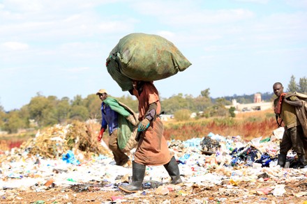 1,000 Garbage materials Stock Pictures, Editorial Images and Stock ...
