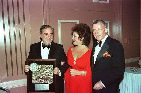 Mickey Rudin Elizabeth Taylor Frank Sinatra Editorial Stock Photo ...