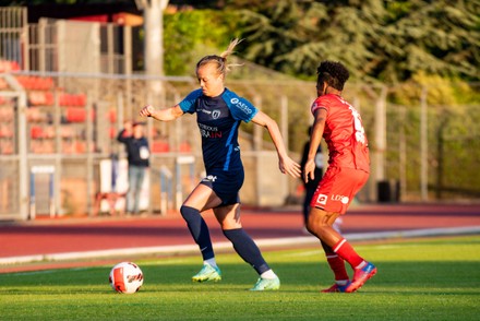 Julie Soyer Paris Fc Controls Ball Editorial Stock Photo - Stock Image ...