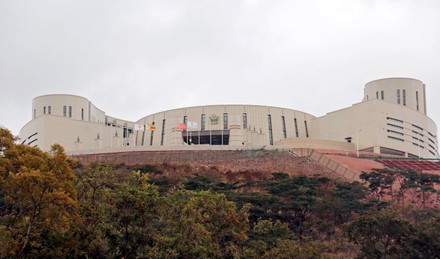 Exterior View On New Zimbabwean Parliament Editorial Stock Photo ...
