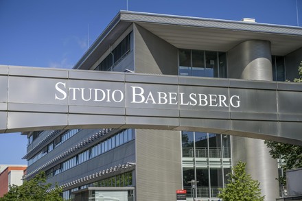 76 Movie studio buildings Stock Pictures, Editorial Images and Stock ...