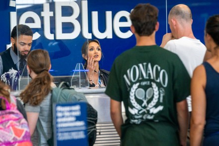 Jetblue Agent Assists Customer Ticketing Desk Editorial Stock Photo ...