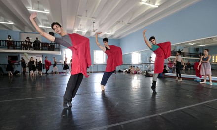 Dancers Cuban National Ballet Bnc Perform Editorial Stock Photo - Stock ...
